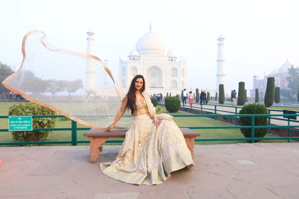 Aastha Rawal was seen at The Taj, Chek out her latest pictures ...